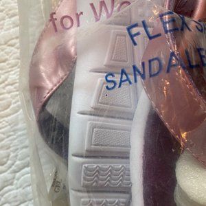 Curves | Shoes | New Curves For Women Flex Sandal Size 8 | Poshmark